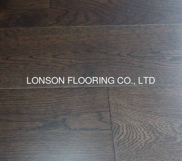 White Oak Engineered Hardwood Flooring, Color Timeless Java, flat surface