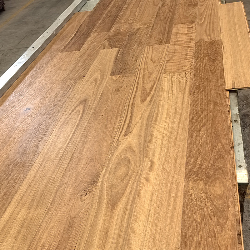 Austrlian Tallowwood Engineered Wood Flooring with Width 136mm Length ...